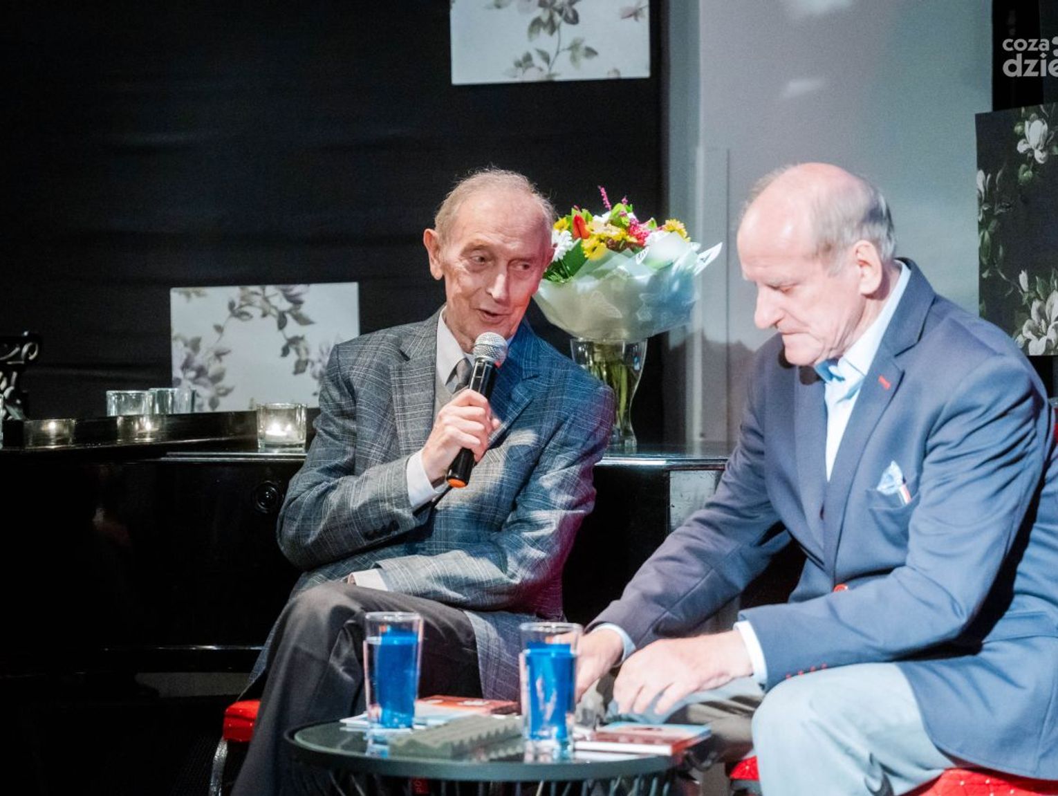 Promocja tomiku poezji "Echo Zagubionych Myśli" Jana Wulkiewicza (zdjęcia)